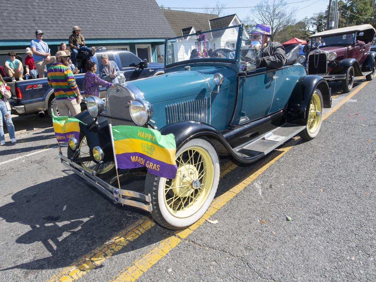 Port Allen Mardi Gras parade moves up 1 hour Sunday | News ...
