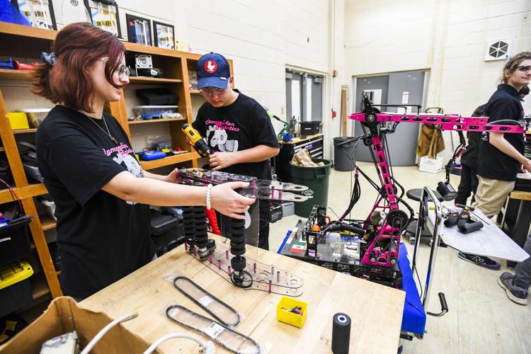 Lafayette robotics team heads to world championship | Education ...