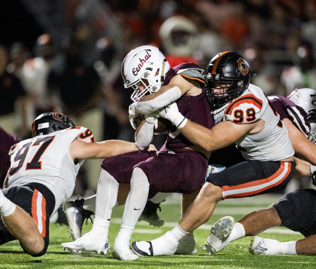 Linemen Blair Rousseau, Jerren Smith eager for finals tests | High ...