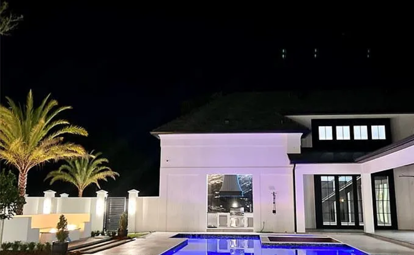 See inside Alvin Kamara's house for sale in New Orleans LA | Business ...