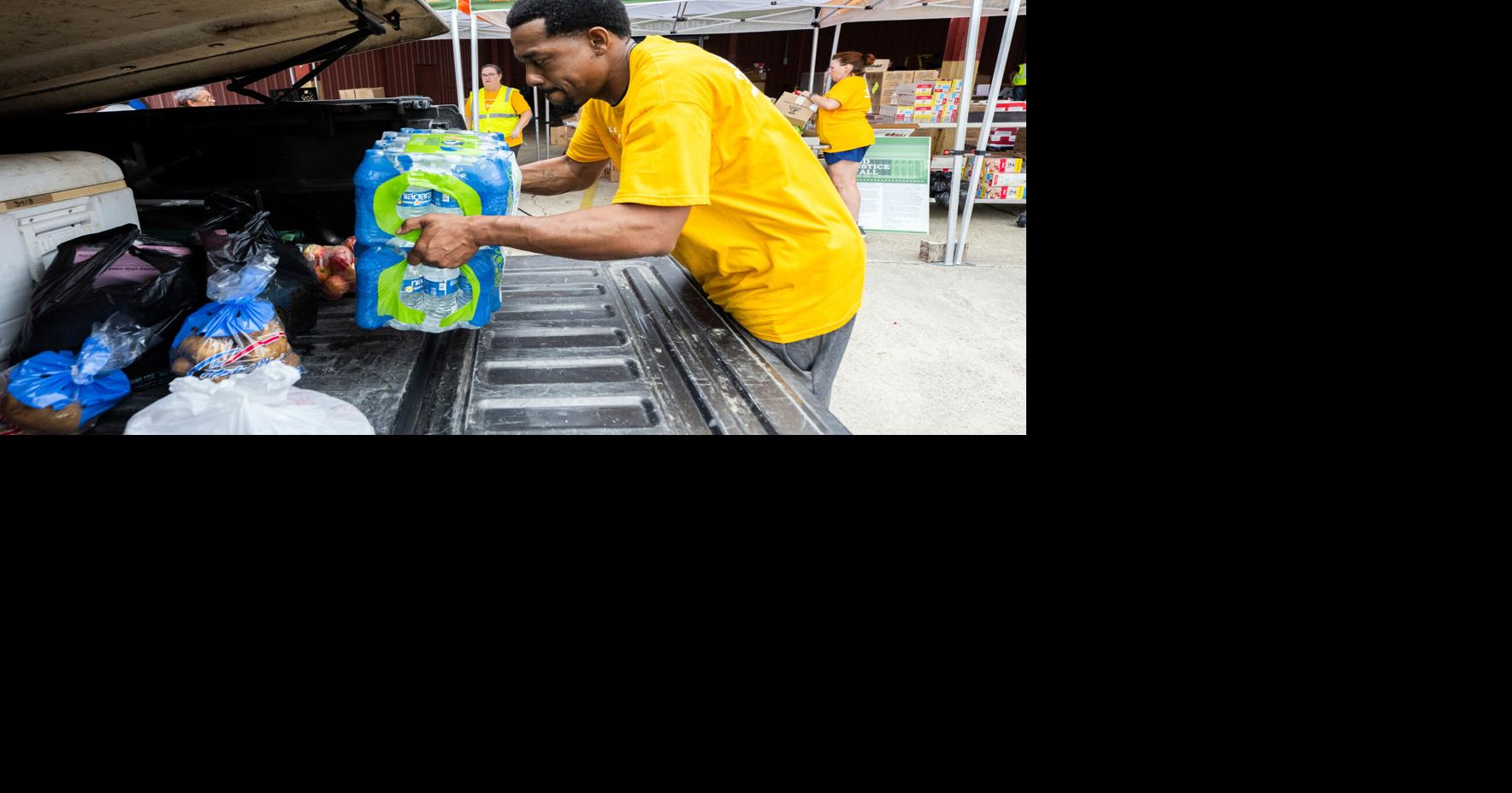Free hurricane food distribution at Lafayette, LA food bank | Hurricane ...