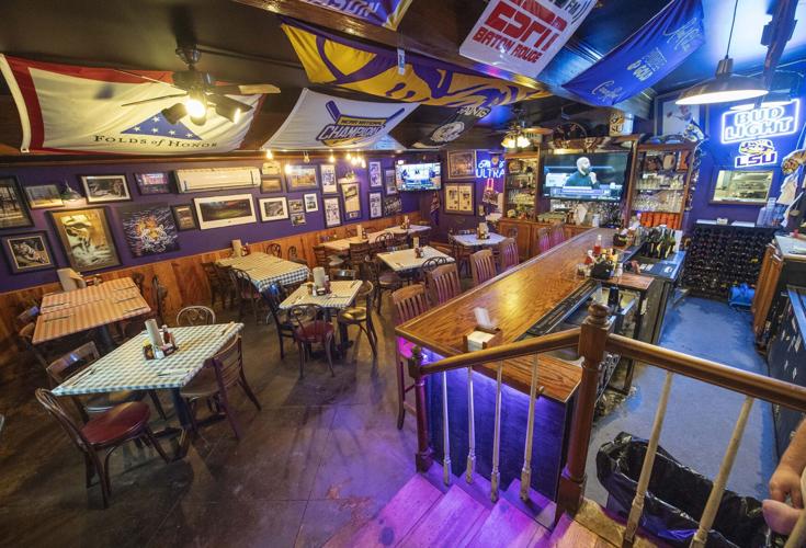 Home style: Doe's Eat Place thrives by treating everyone like family ...