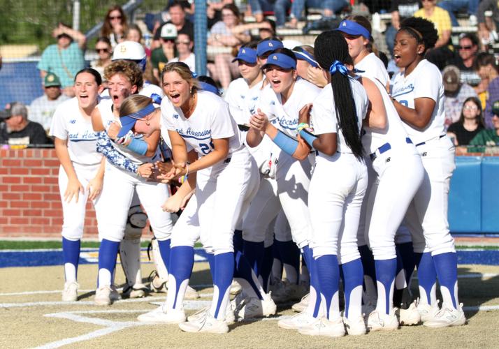 East Ascension softball knocks off Walker | | theadvocate.com