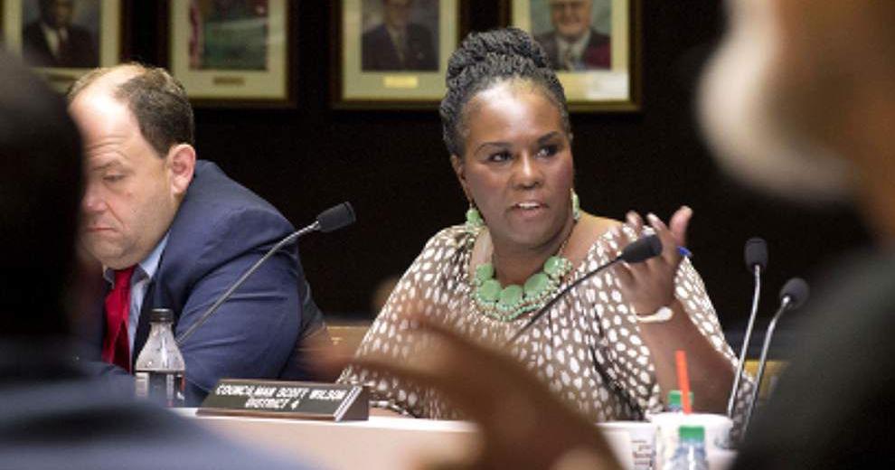EBR council votes 8-3 to dismiss Parish Attorney Mary Roper | News ...