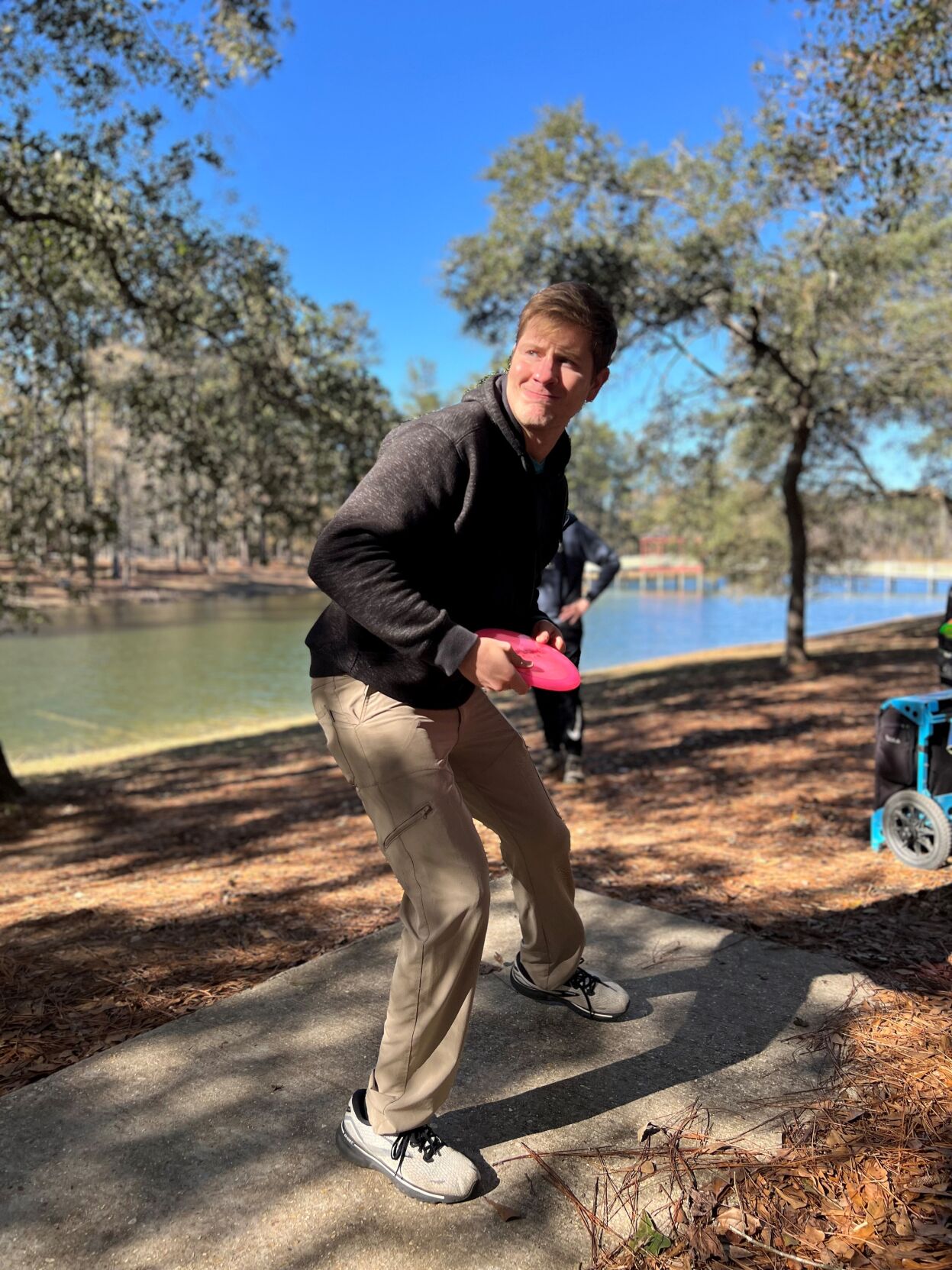 Jan Risher learns how to play disc golf from young teachers ...