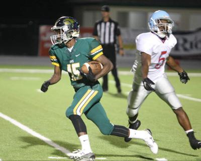 Worth the wait: First-year Walker coach Lester Ricard Jr. and WR Darius ...