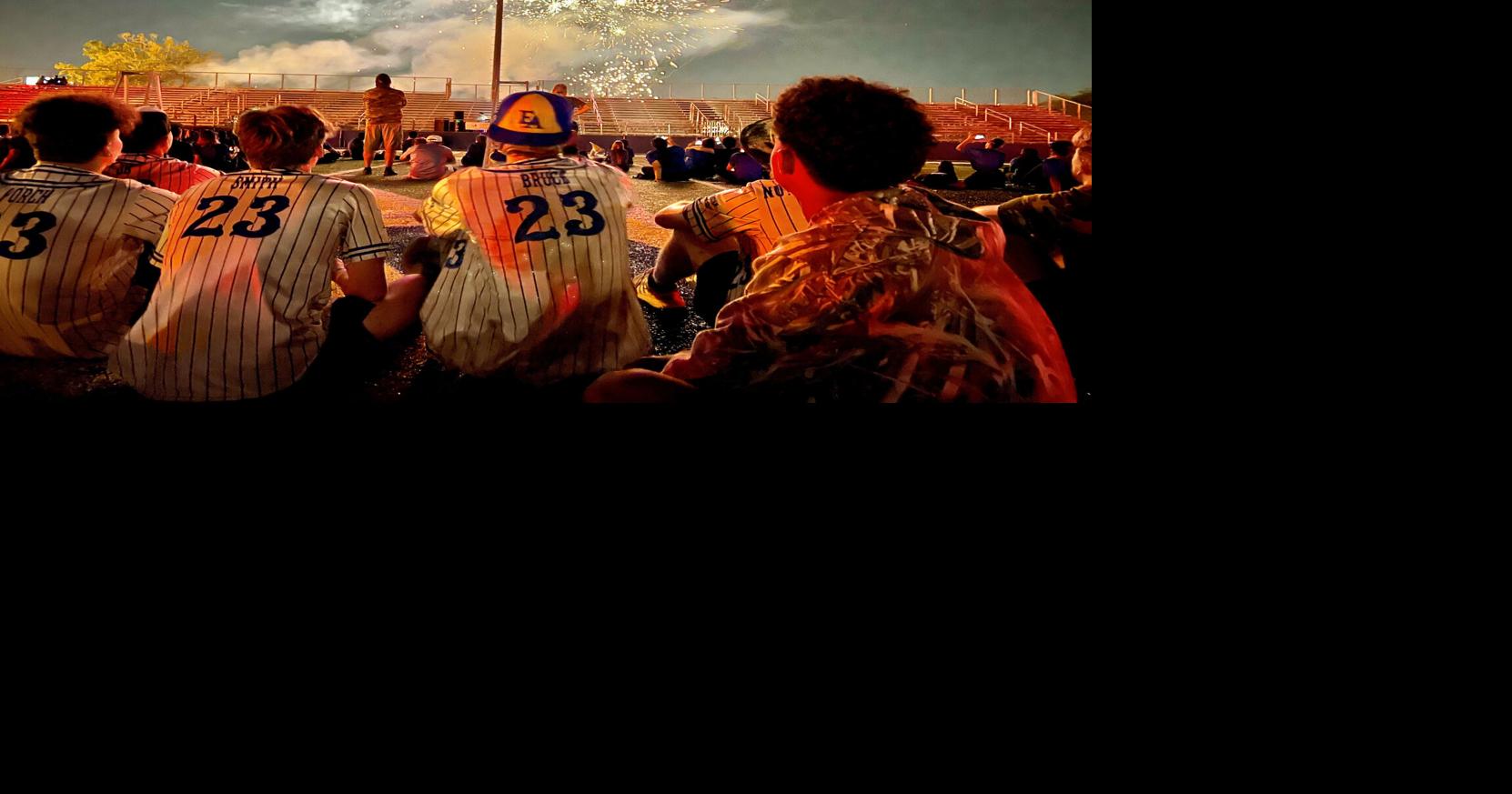 EA celebrates rivalry week with gator hunt, powder puff game, pep rally ...