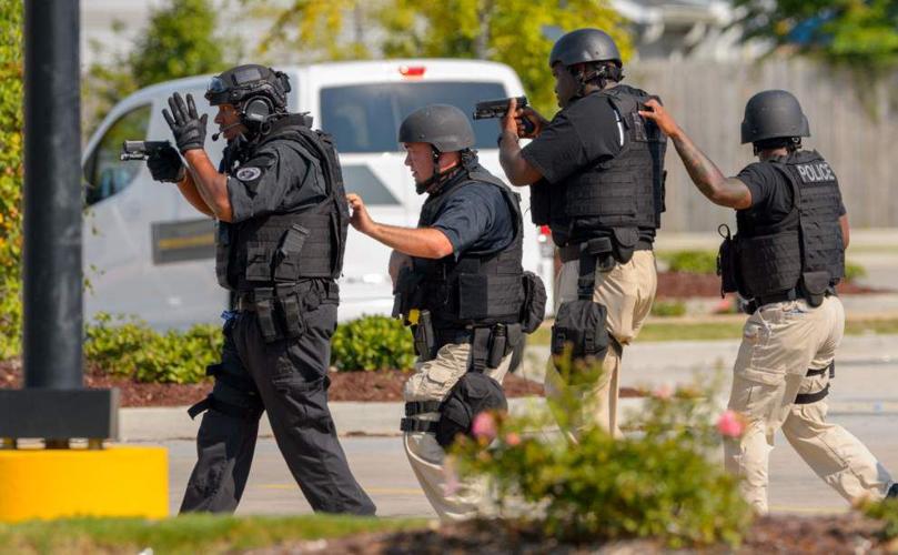 Nopd Swat Team Cant Find Gunman In Gentilly Walmart News