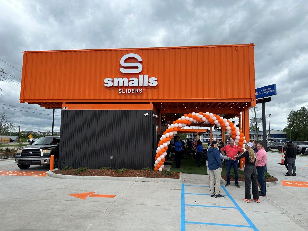 Smalls Sliders opens new location in Gonzales | Business | theadvocate.com