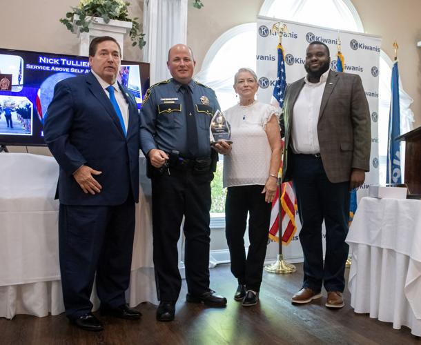 Lawmen honored by Kiwanis Club during Peace Officer of the Year ...