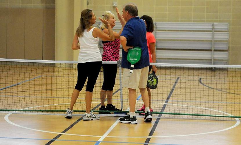 Sport, gaining popularity, combines badminton and pingpong ...