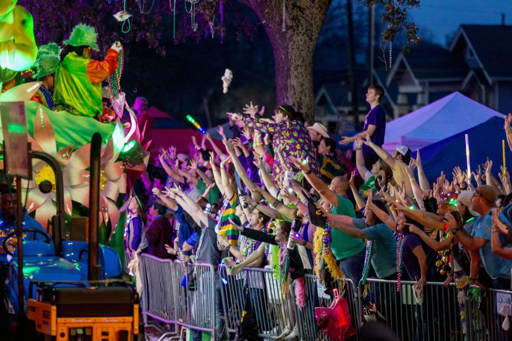 proteus parade tracker