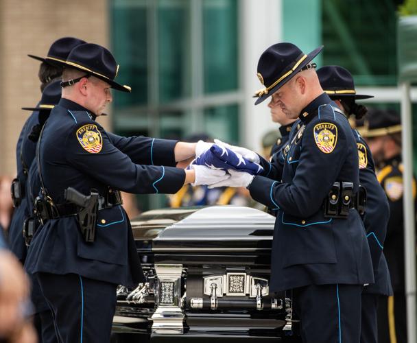 Funeral held for Denham Springs officer shot on duty | Crime/Police ...