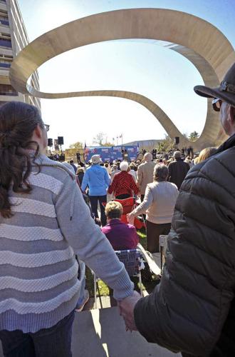 Evangelist Franklin Graham urges Baton Rouge crowd to pray for America ...
