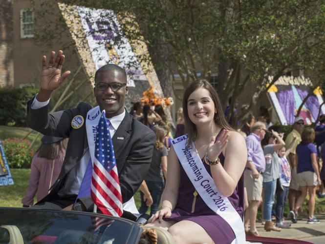 LSU students, fans celebrate homecoming | Mid City | theadvocate.com