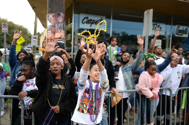 Lafayette Mardi Gras Festival Inc. and Independent parades roll ...