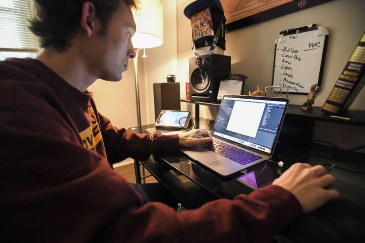 Lafayette graphic designer working for NBA, eSports teams | Business ...