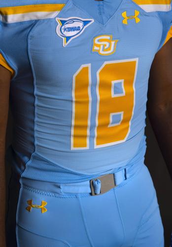 First look: Southern brings fresh look with new Under Armour apparel ...