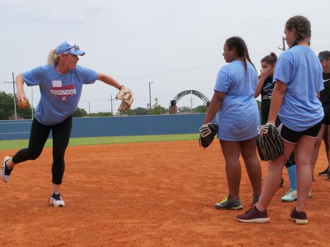 Zachary High softball holds camps for young players | Zachary ...