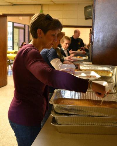 Rotarians, ARC share in Thanksgiving feast | Ascension | theadvocate.com