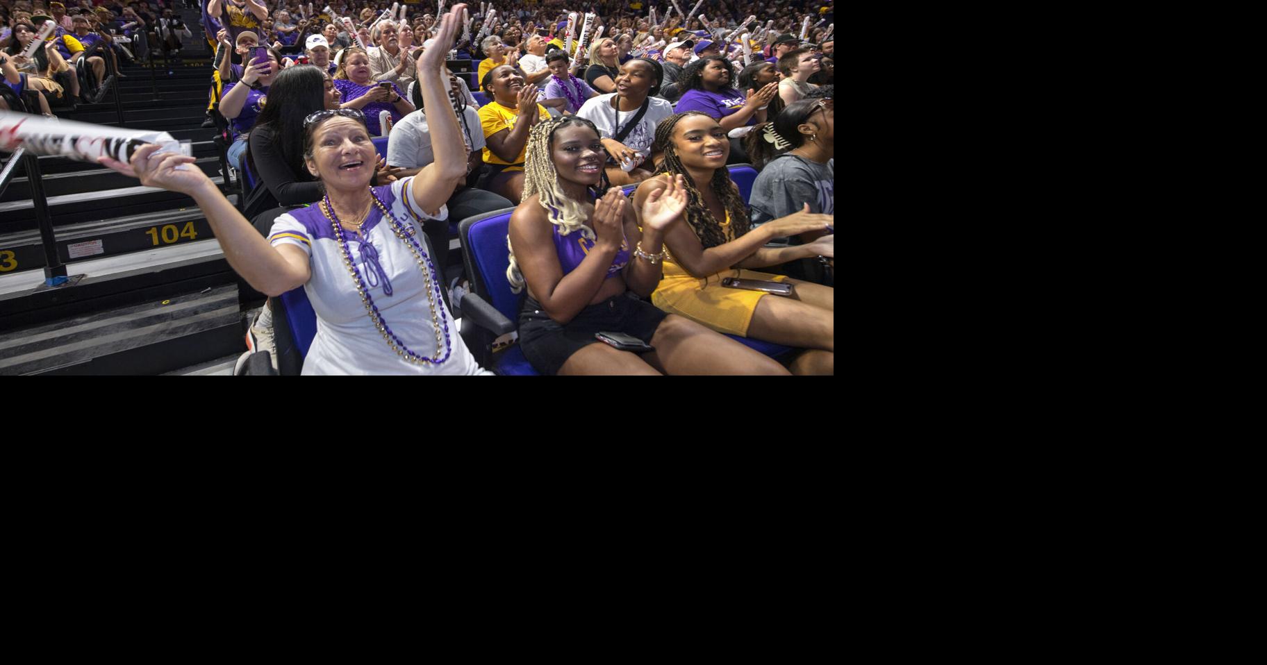 LSU basketball fans flood in to welcome home the champs: 'Had my heart ...