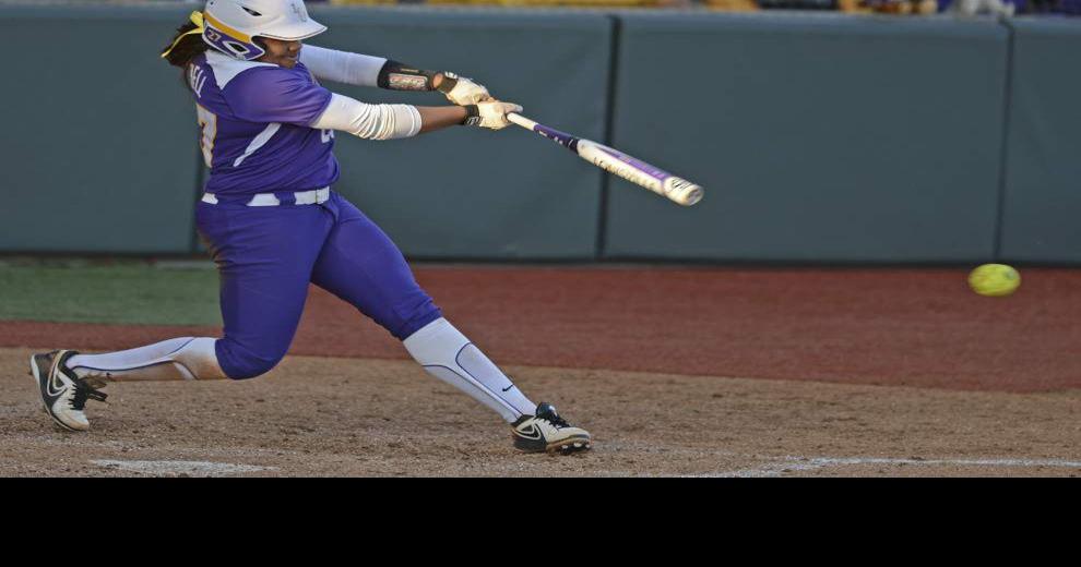 Bianka Bell hits record-setting 34rd home run | LSU | theadvocate.com