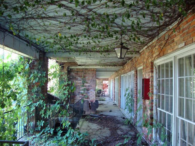 Haunting photographs of overgrown, abandoned Baton Rouge places ...