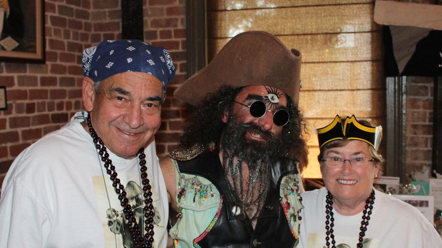 Tammany Scene: Reception honors artist of the year John Paul Duet | St ...