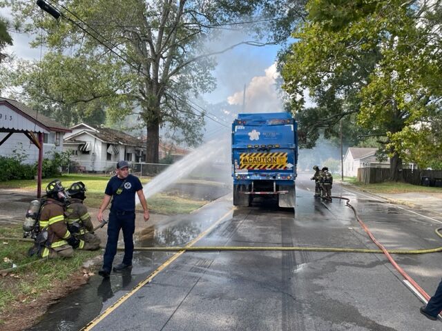 Photos: Garbage truck catches fire in Baton Rouge | News | theadvocate.com