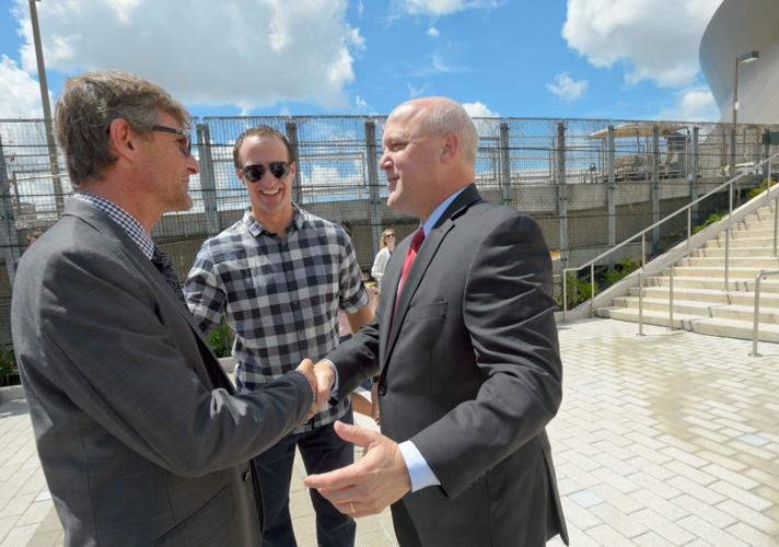 Meet Brian Hanlon, the man who sculpted Seimone Augustus' statue — and ...