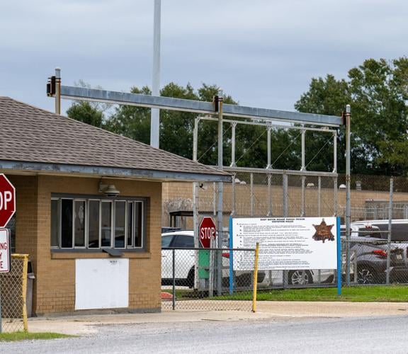 Costs mount to keep Baton Rouge's decaying jail operational | Baton ...