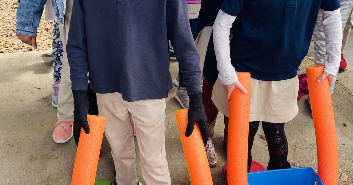 Slaughter Elementary students race to put together feast | East ...