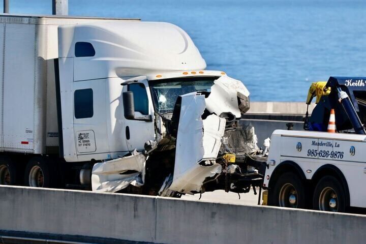 Drivers describe foggy crash on Lake Pontchartrain Causeway | News ...