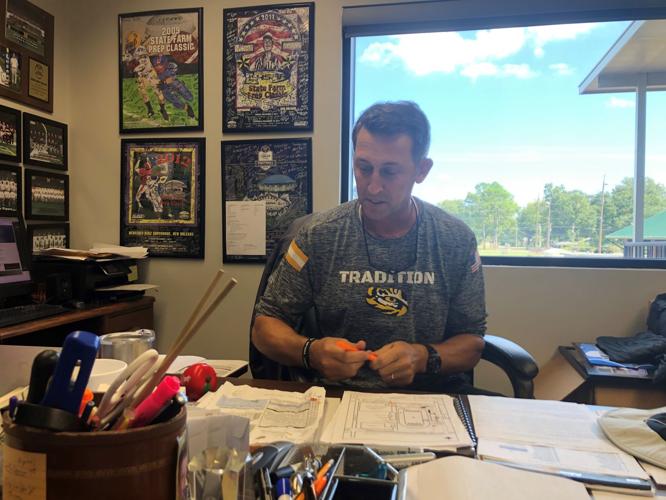 LSU's Rashard Lawrence is an 'old soul,' a powerful D-lineman creating ...