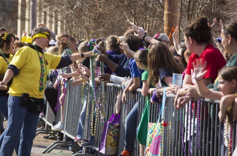 Lafayette’s pooch parade proves a family-friendly crowd pleaser | News ...