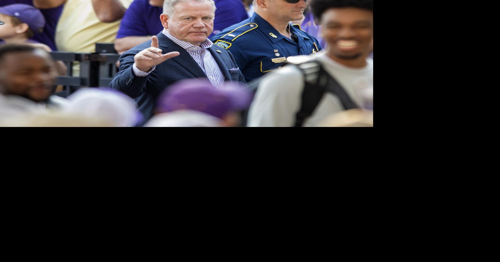 Live: LSU football takes on undefeated Tennessee in a crucial SEC ...