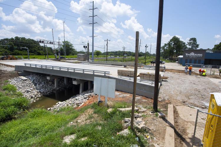 Tigerland bar patrons using new span near LSU even as workers are still ...