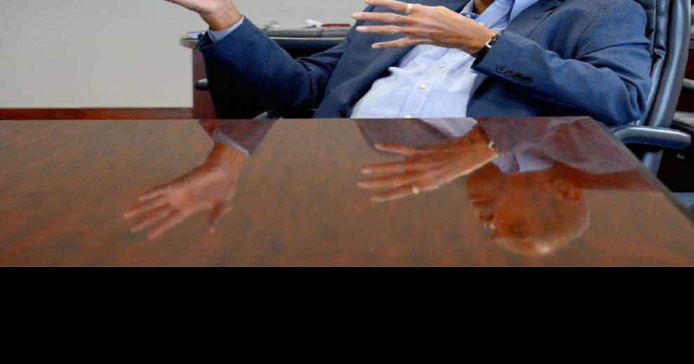 HANO board extends executive director's contract for a year on split ...