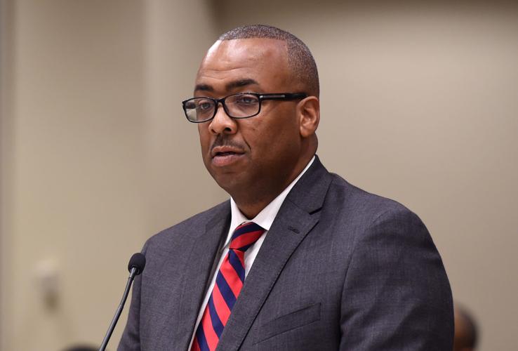 Field for Baton Rouge police chief narrows to five candidates | Crime ...