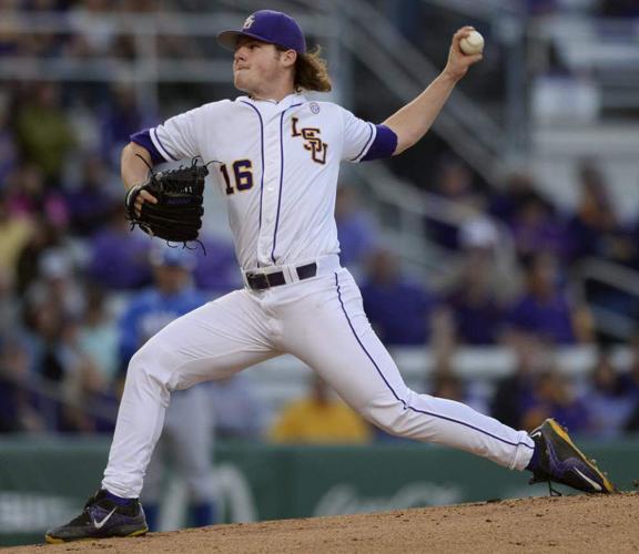 LSU reveals starting pitcher for College World Series opener vs. TCU ...