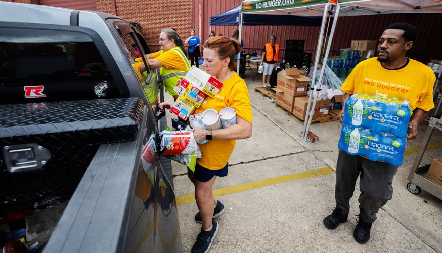 Free hurricane food distribution at Lafayette, LA food bank | Hurricane ...