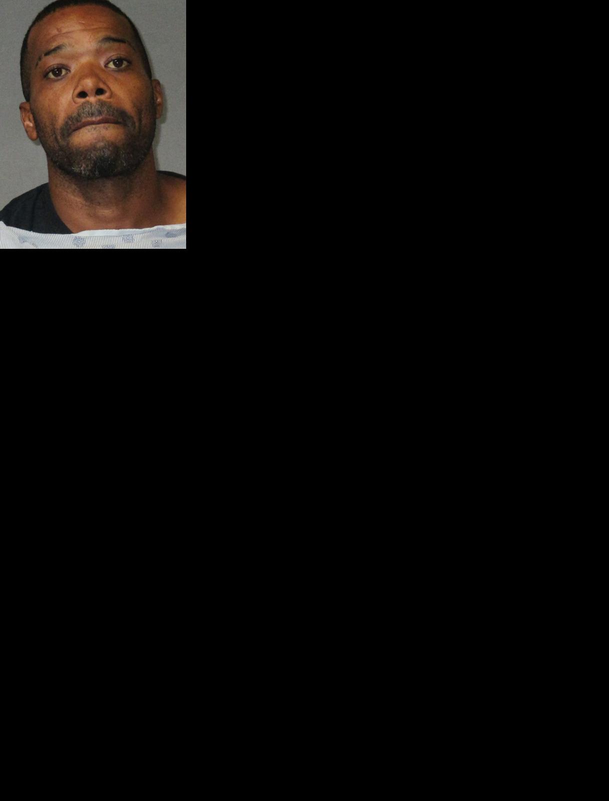 Baton Rouge man arrested after crashing into apartment complex during ...