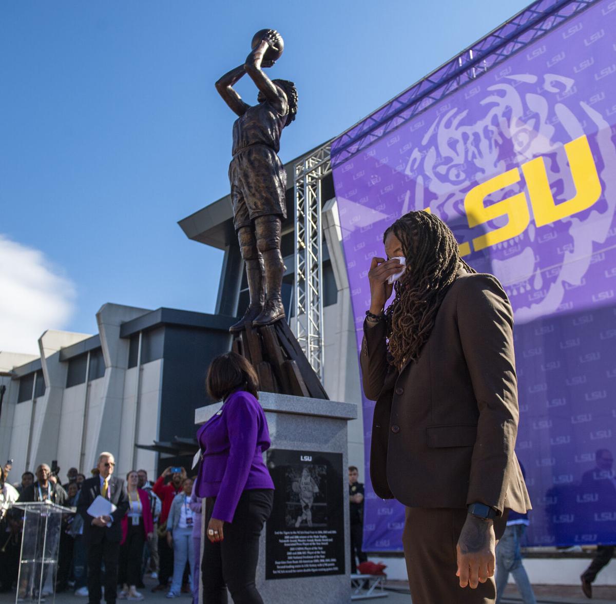 Photos: Seimone Augustus Statue Unveiled at LSU | Baton Rouge ...