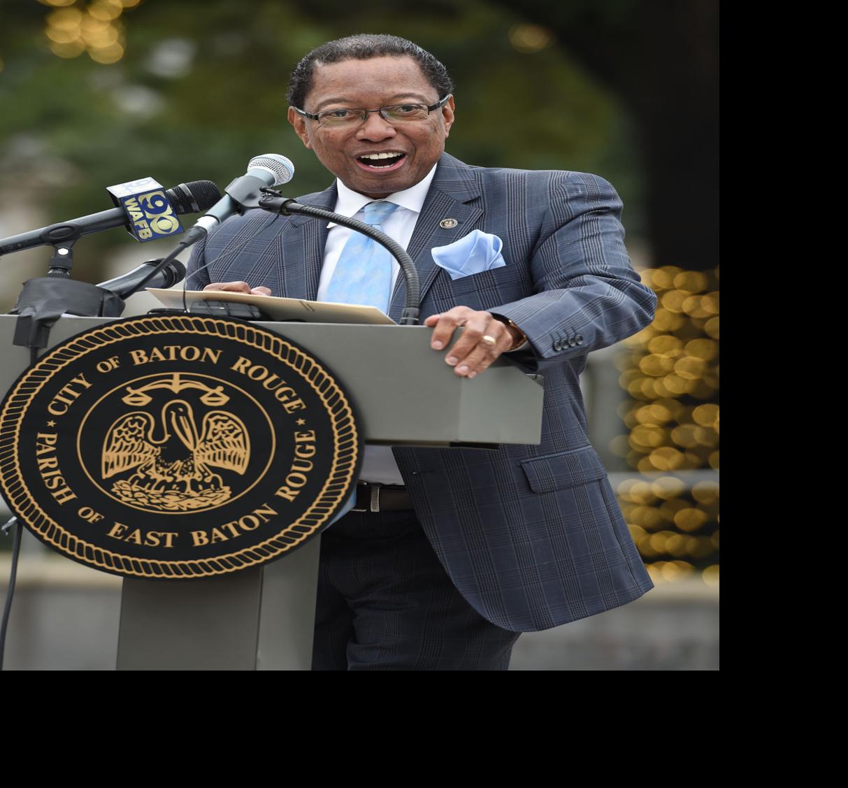Kip Holden leaves office with handsome severance check for unused sick ...