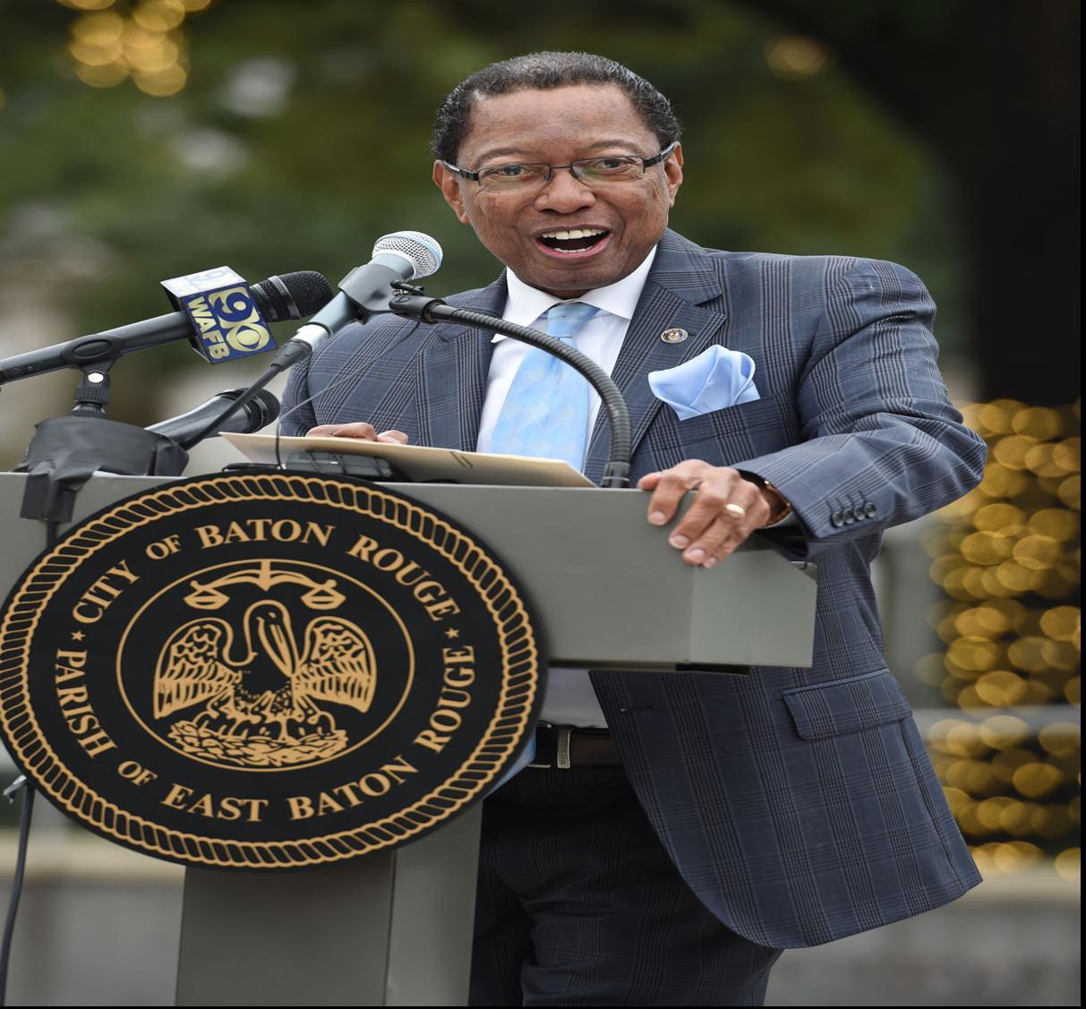 Kip Holden leaves office with handsome severance check for unused sick ...