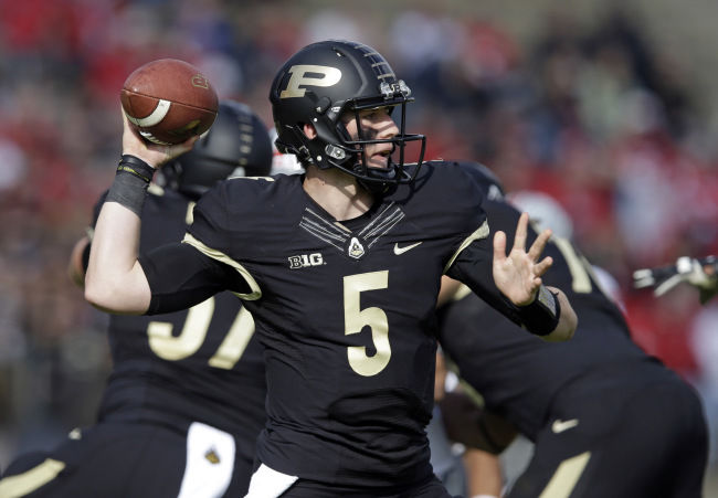 LSU's Danny Etling: Quarterback, Eagle Scout ... sign language fluent ...