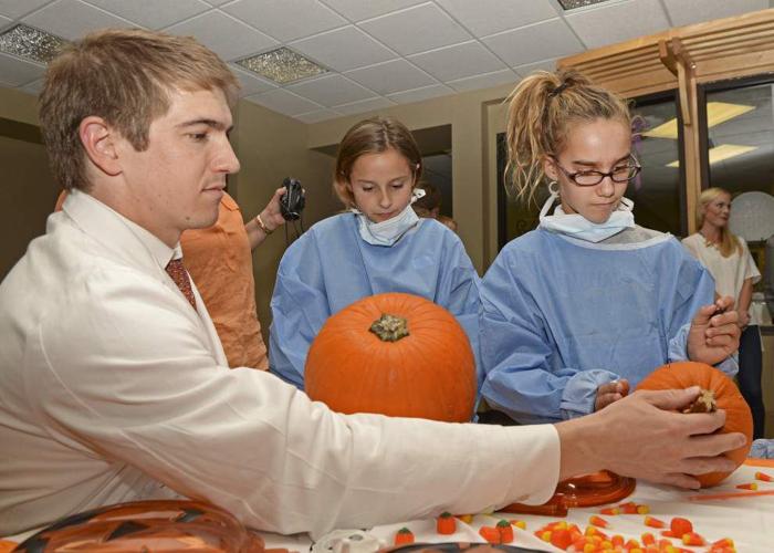 Photos: 'Operation Pumpkin' puts kids, doctors together to carve ...