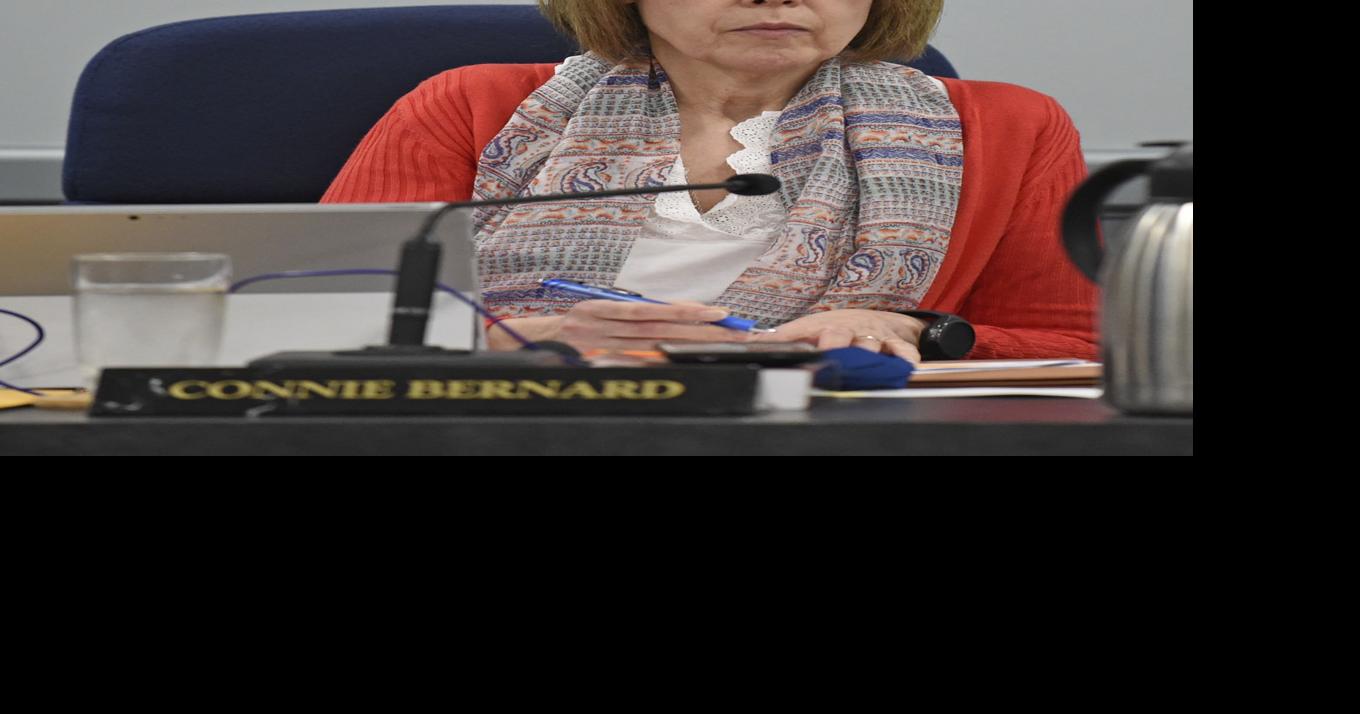 Was Connie Bernard shopping during school board meeting? Records show ...