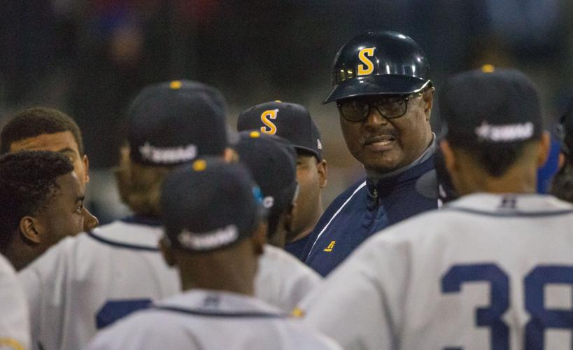 Mr. Roger's neighborhood: From humble beginnings, Southern coach Roger ...