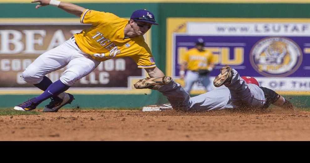 With the top of its lineup clicking, LSU takes rubber match against ...
